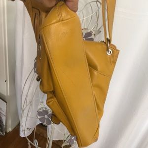 Relic | Bags | Relic Brand Shoulder Bag | Poshmark